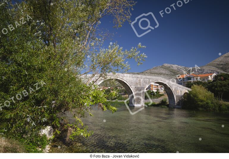 Arslanagića most, Trebinje - preuzmite fotografiju | Foto Baza