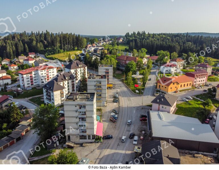 Han Pijesak, Bosna i Hercegovina, snimak dronom. - preuzmite ...