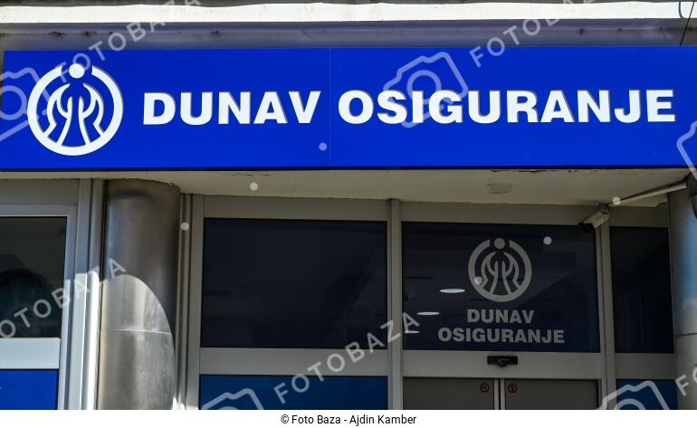 Znak Dunav osiguranje - preuzmite fotografiju | Foto Baza