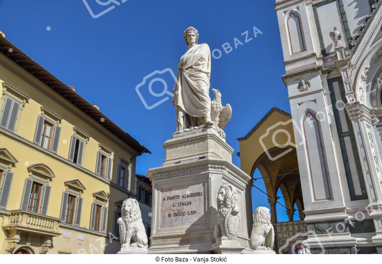 Dante Alighieri, spomenik u Firenci - preuzmite fotografiju | Foto Baza