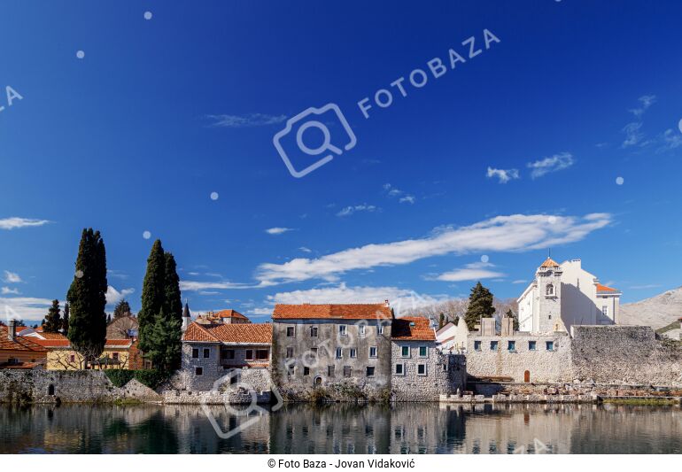 Trebinje - Stari grad - preuzmite fotografiju | Foto Baza