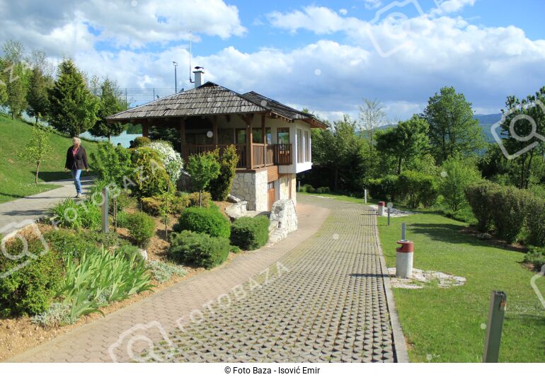 Park šuma, Mojmilo - preuzmite fotografiju | Foto Baza
