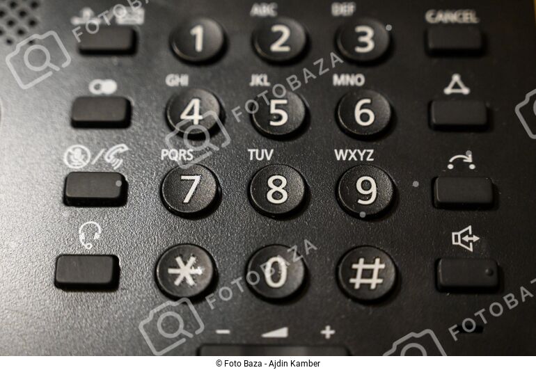 Brojevi na telefonu - preuzmite fotografiju | Foto Baza