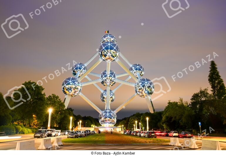 Atomium - preuzmite fotografiju | Foto Baza