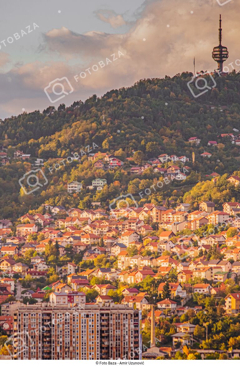 Hum Repetitor Pofalići Sarajevo - preuzmite fotografiju | Foto Baza