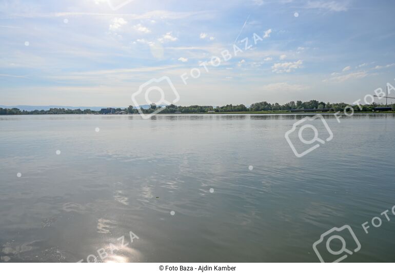 Rijeka Rajna. - preuzmite fotografiju | Foto Baza