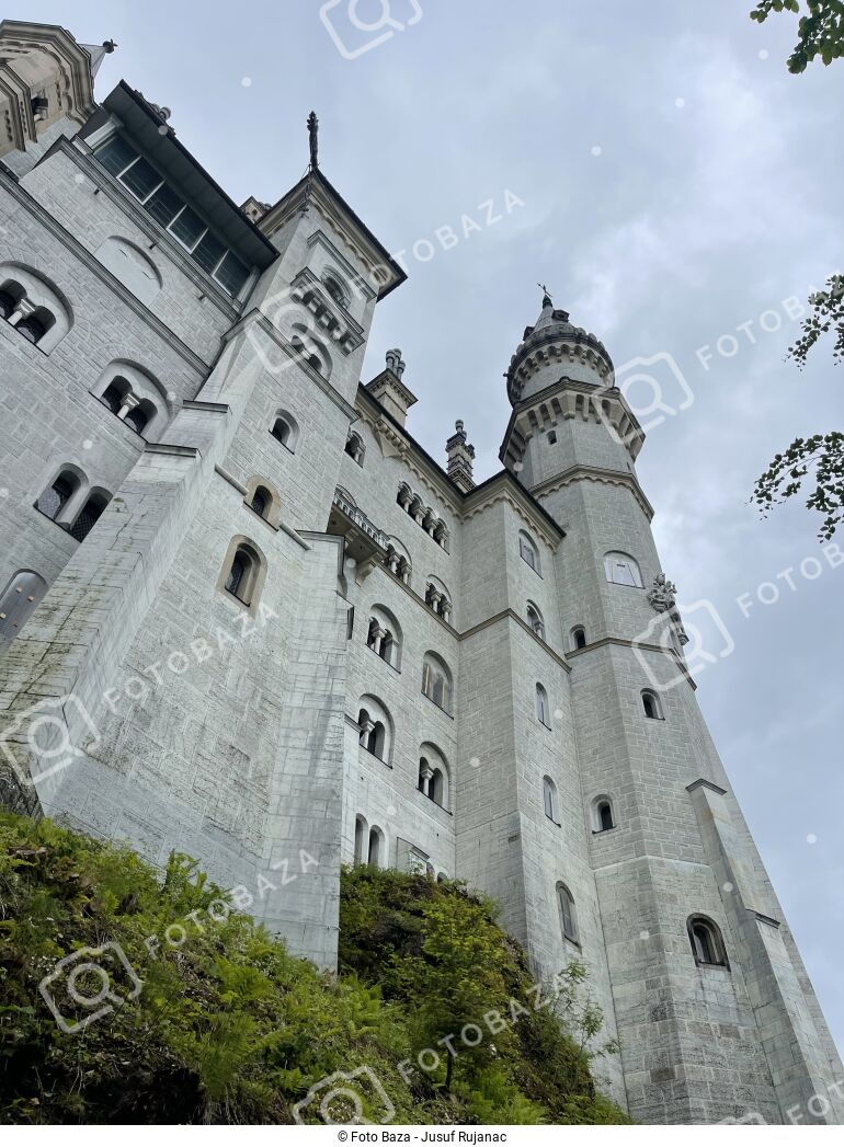 Neuschwanstein dvorac - preuzmite fotografiju | Foto Baza