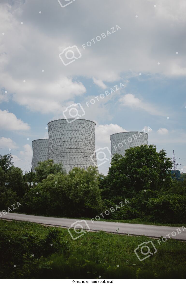 Termoelektrana Tuzla - preuzmite fotografiju | Foto Baza