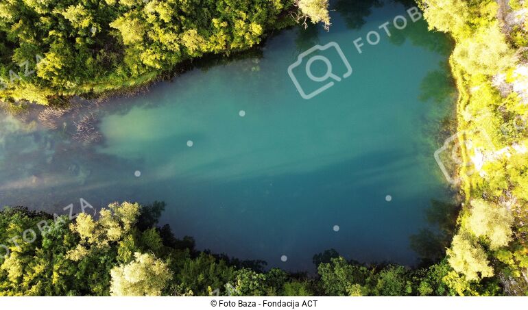 Izvor rijeke Bunice - preuzmite fotografiju | Foto Baza