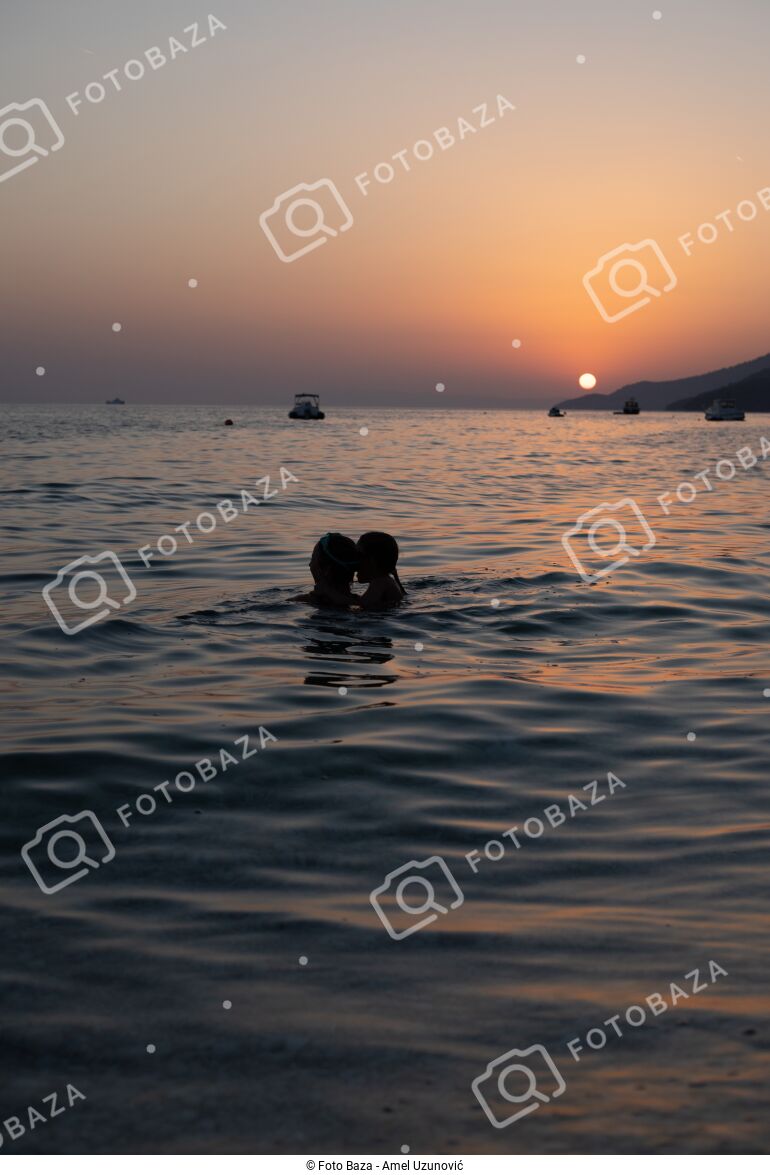 Kupanje na moru - preuzmite fotografiju | Foto Baza