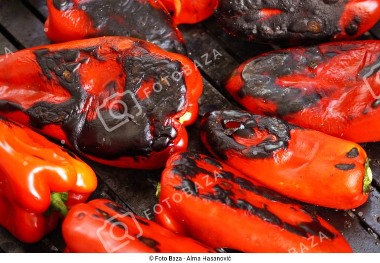 Roga paprika - preuzmite fotografiju | Foto Baza