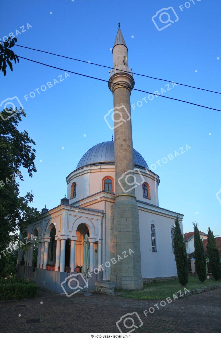 dzamija azizija brezovo polje - preuzmite fotografiju | Foto Baza