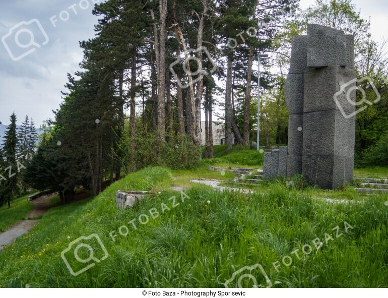 Spomen park Vraca Sarajevo - preuzmite fotografiju | Foto Baza