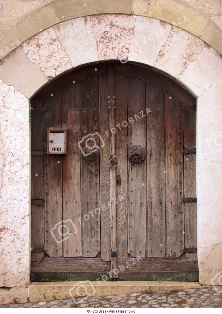 Vrata Hadži Sinanove tekije - preuzmite fotografiju | Foto Baza