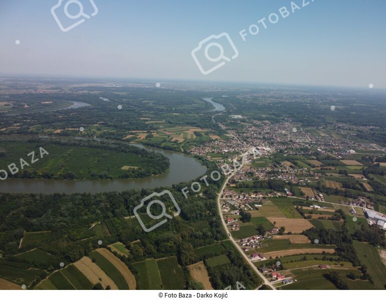 Domaljevac - preuzmite fotografiju | Foto Baza