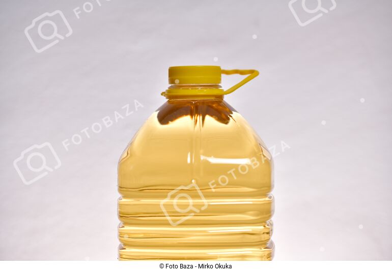 Jestivo ulje - preuzmite fotografiju | Foto Baza