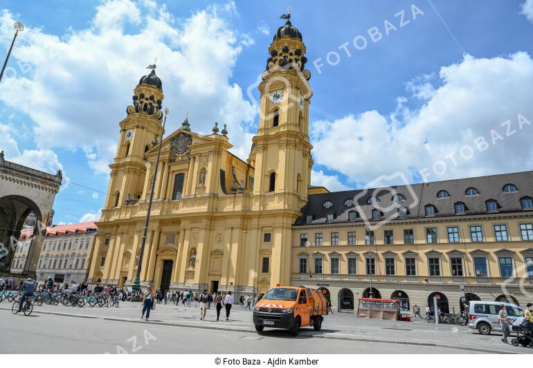 Minhen - preuzmite fotografiju | Foto Baza