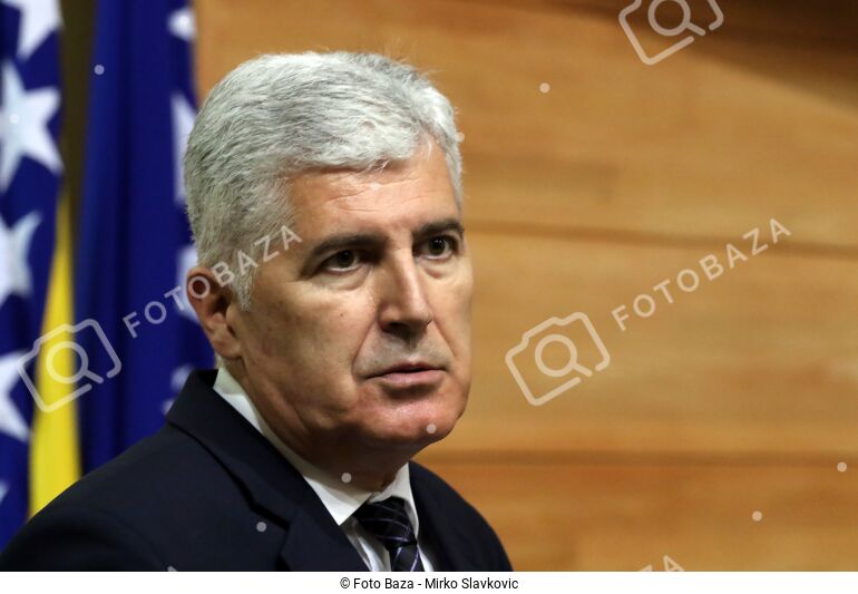 Dragan Čović - preuzmite fotografiju | Foto Baza