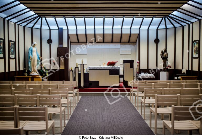 Kapelica - Katedrala Marije Majke Crkve - Mostar - preuzmite ...